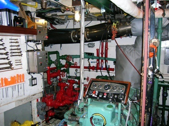 Yacht HIGHLANDER SEA, John F James | CHARTERWORLD Luxury Superyacht ...